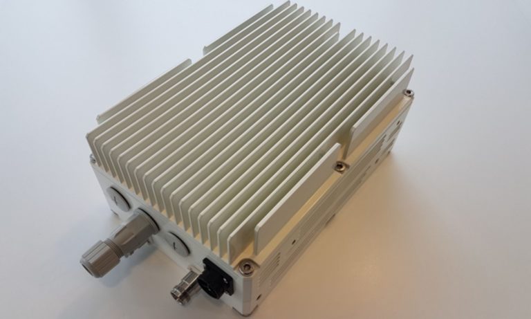 5G gNodeB Small Cell Base Station - 5G Radio